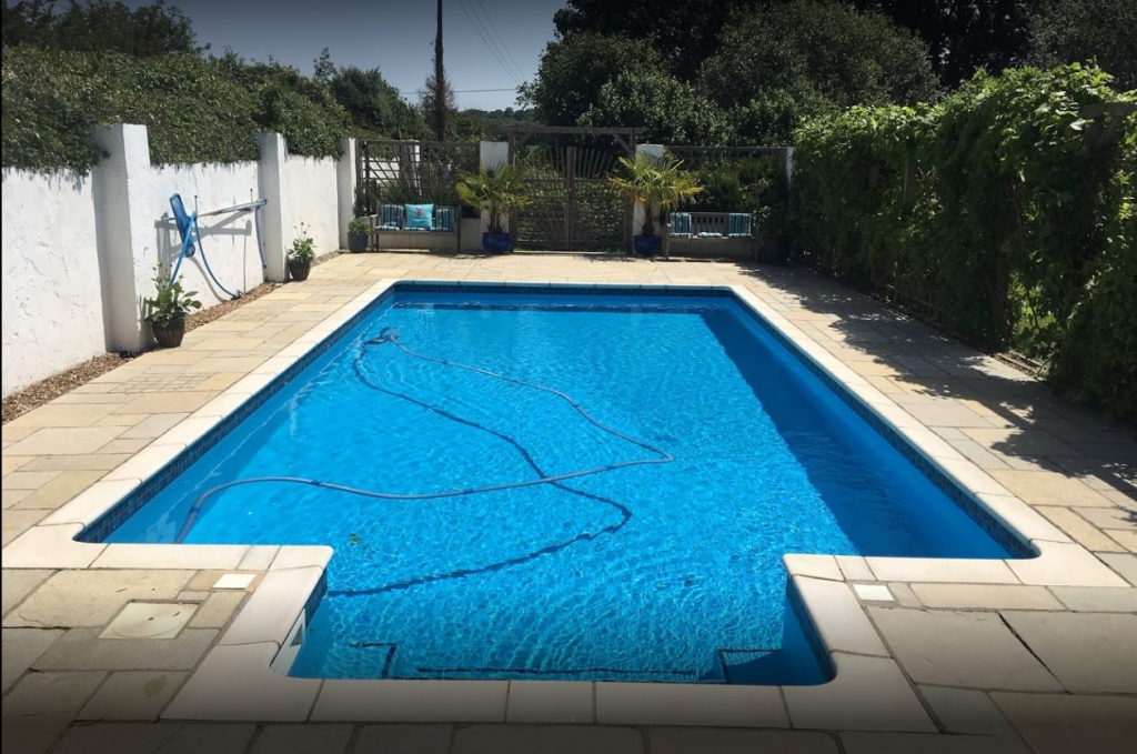 Specialists In Fibreglass Swimming Pool Linings | Fibreglass swimming ...